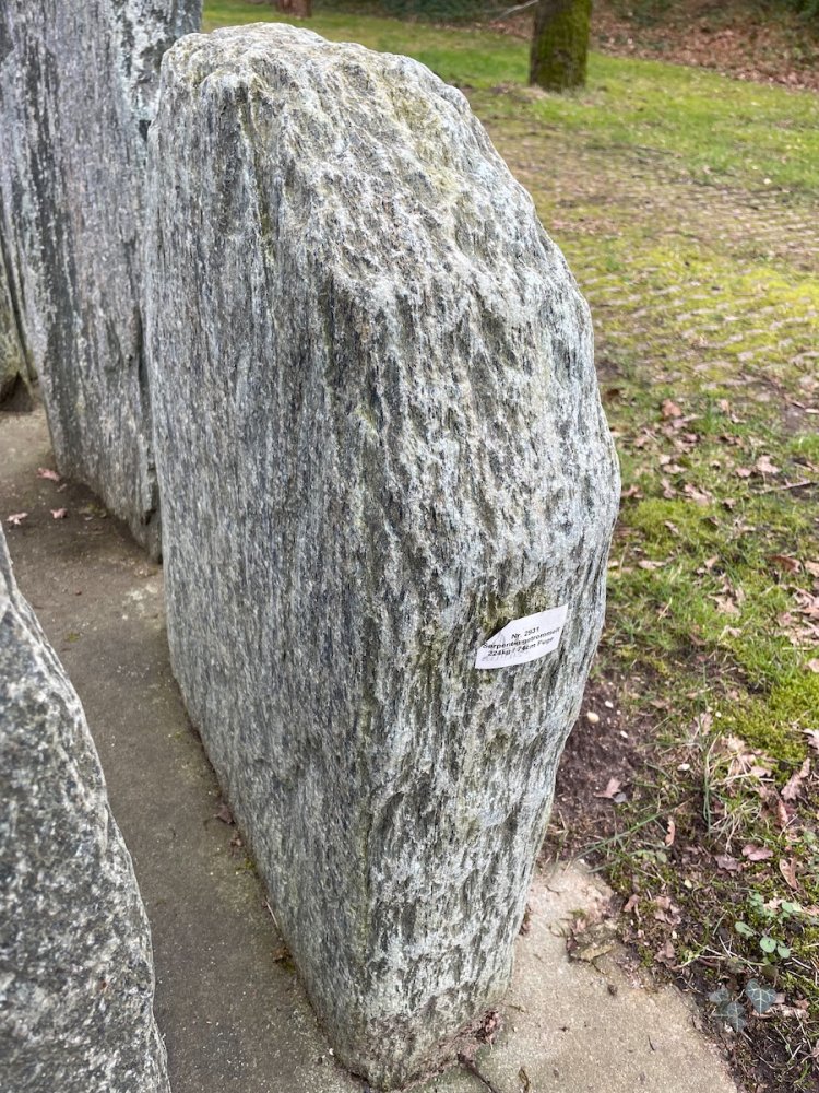 Gedenksteen Val Verde Staand - Norvold Memorials